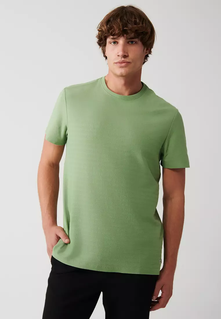 Buy Avva Basic Regular Fit T-Shirt 2025 Online | ZALORA