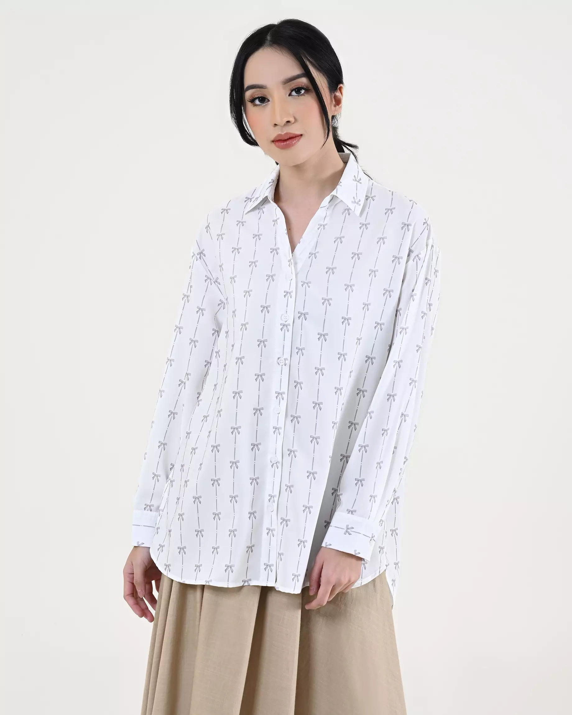 Jual geulis.id Geulis.id YUKIKO SHIRT - Grey Original 2026 | ZALORA ...