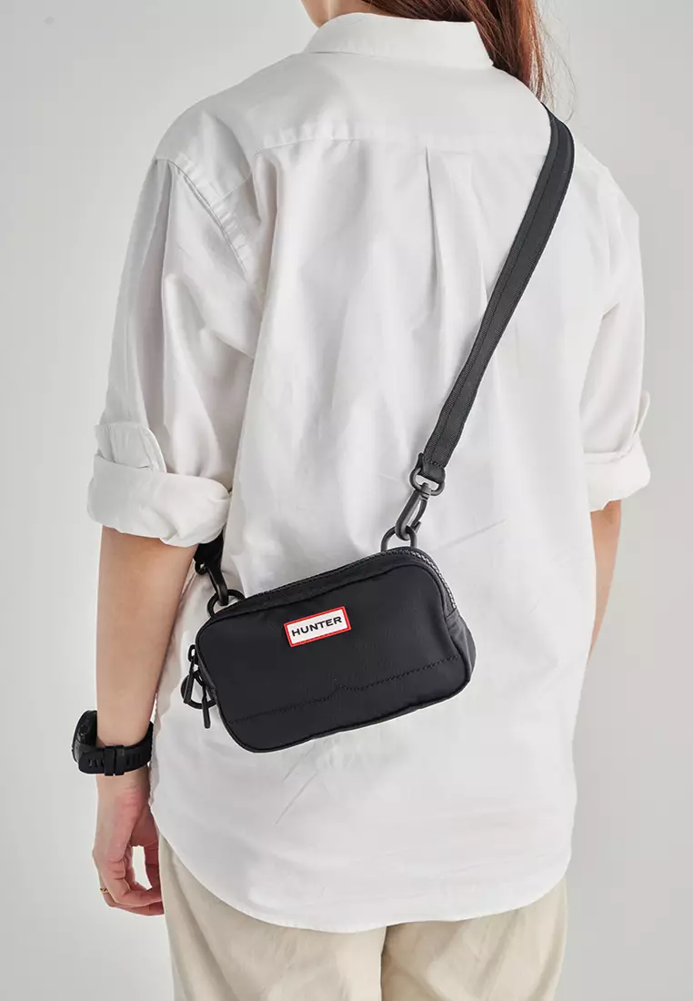 Buy Hunter Boots NYLON KEEPER PHONE POUCH Online | ZALORA Malaysia