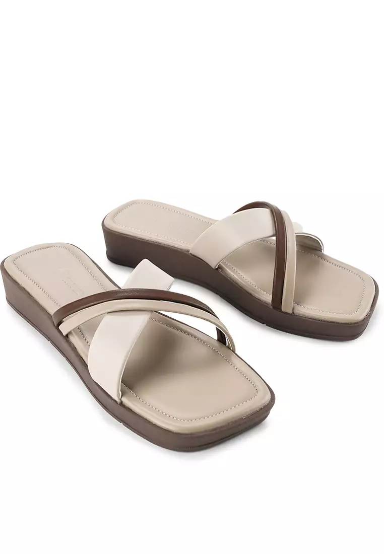 Jual Triset Shoes TF6022 Sandal Flip Flops Original 2024 | ZALORA ...