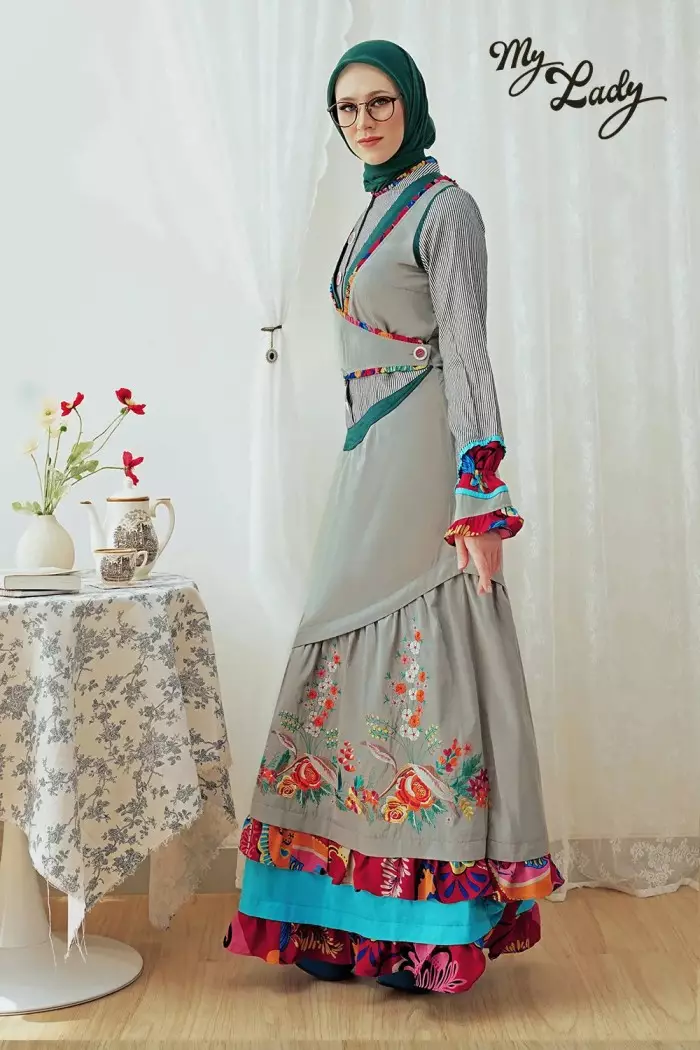 Jual Tuneeca TUNEECA GAMIS Yasmiin Original 2024 | ZALORA Indonesia