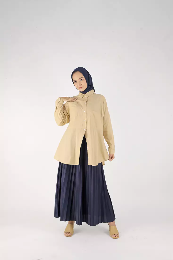 Jual Syaline Hijab KEMEJA WANITA POPPY BEIGE Original 2025 | ZALORA Indonesia