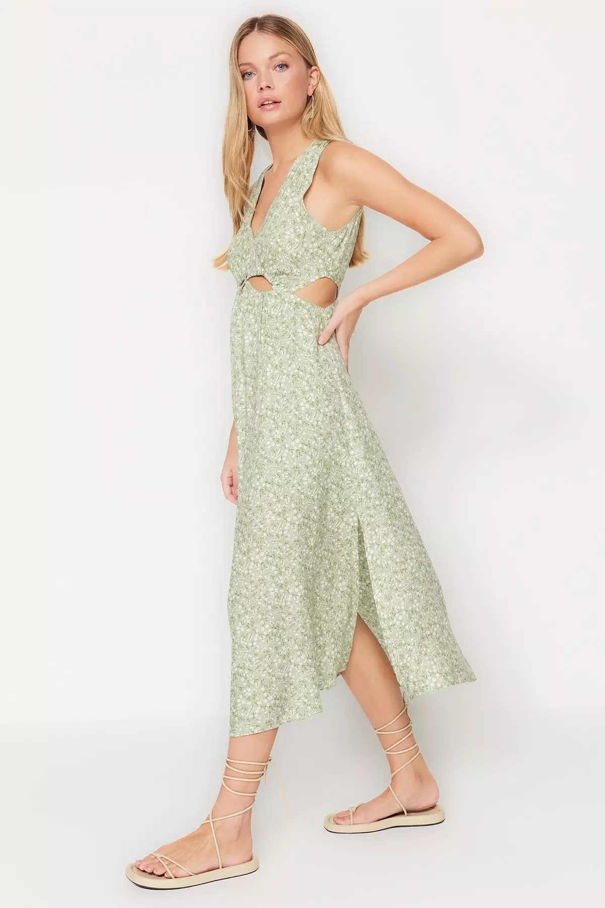 Buy Trendyol Cut Out Detailed Dress 2025 Online | ZALORA