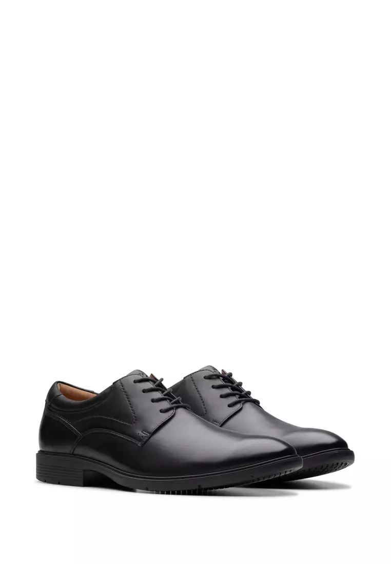 Buy CLARKS Mens Eldredge Plain Formal Shoes - Black Leather 2025 Online ...