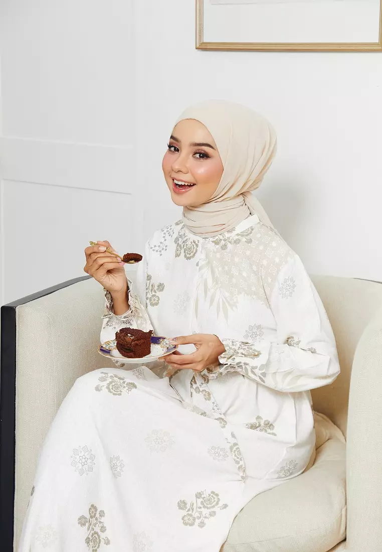 Jual Geela Geela X Nesa Aqila - Kinanti Dress White (G.4227) Original ...