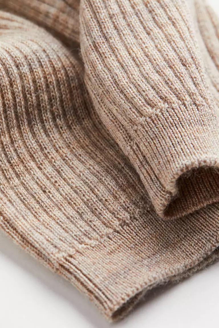 Jual H&M 2-piece merino wool set Original 2024 | ZALORA Indonesia