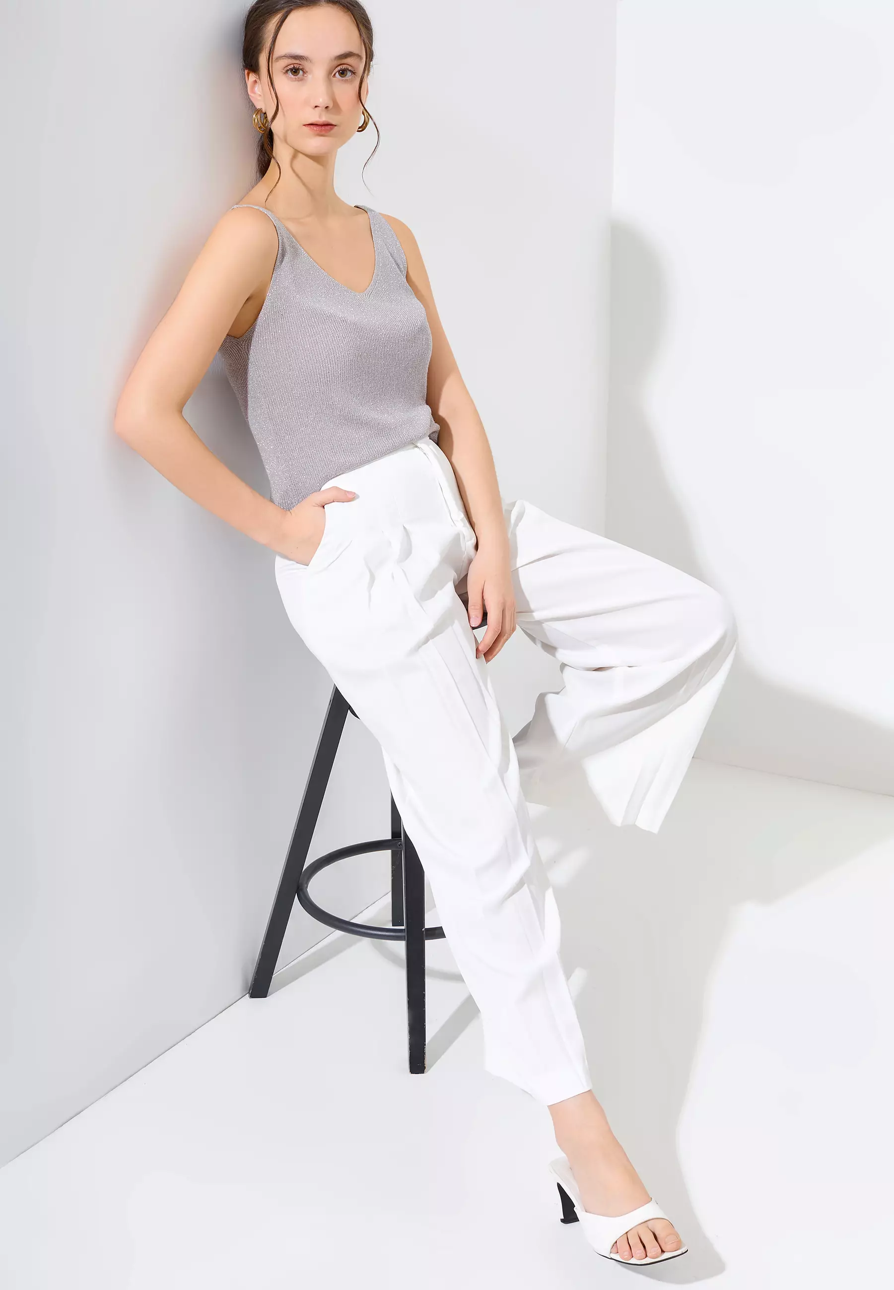 Jual Blanik Cleo Pants Original 2024 | ZALORA Indonesia