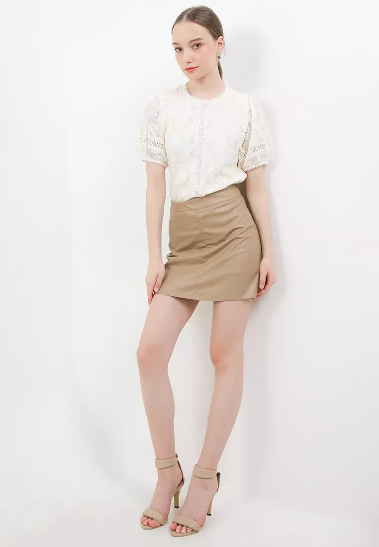 Jual Icons Puff Sleeves Lace Blouse Original 2024 | ZALORA Indonesia