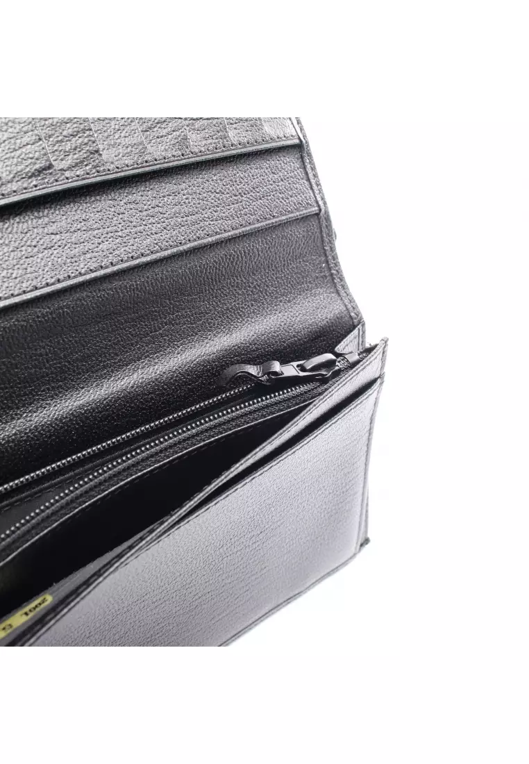 Buy Chanel Pre-Loved Chanel coco mark Bi-fold Long Wallet leather black ...