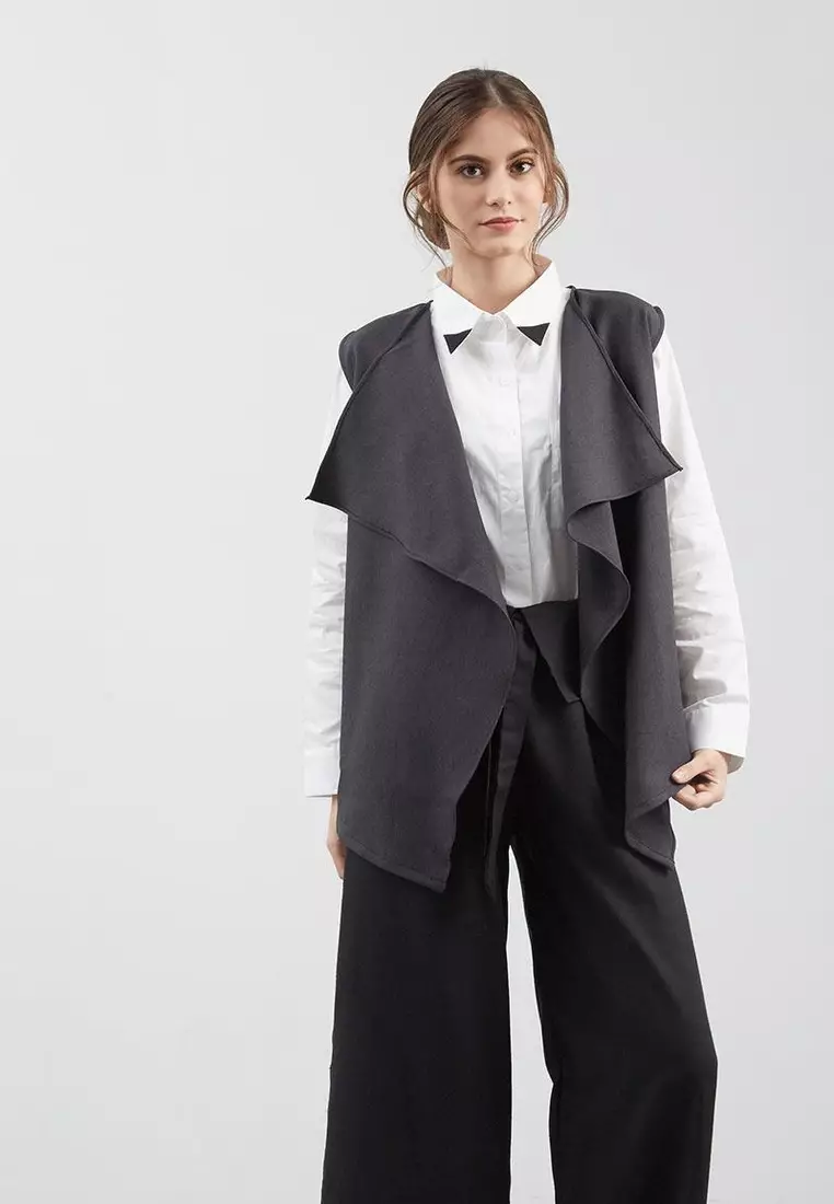 Jual Berrybenka Label Eletta Vest Grey Original 2025 | ZALORA Indonesia