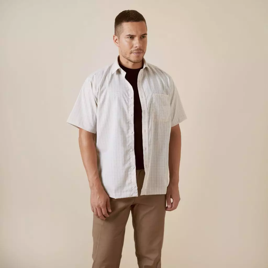 Jual Guy Laroche Guy Laroche - Regular Short Sleeve Stego Light BN Original 2025 | ZALORA ...