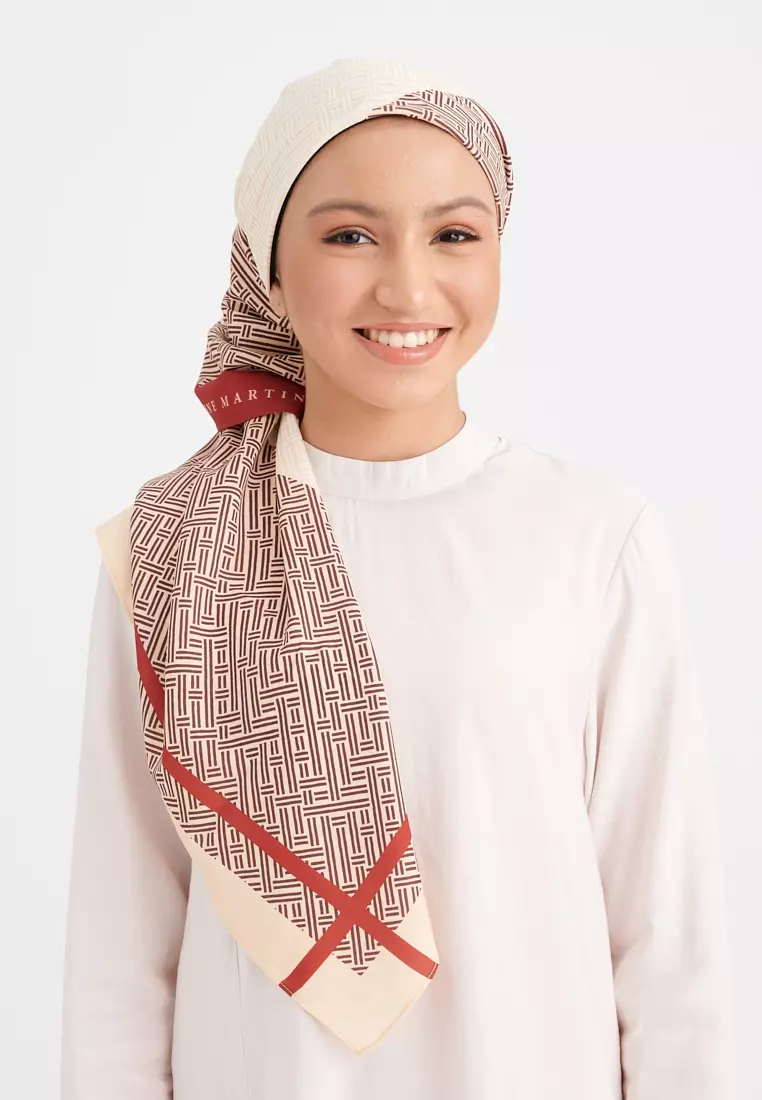 Buy Gene Martino Carlino Square Hijab 020 Online | ZALORA Malaysia